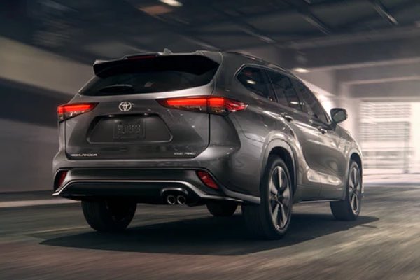 2021 Toyota Highlander | Prices, Specs, and Pictures | Riverside, CA